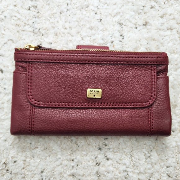Fossil | Bags | Fossil Burgundy Pebbled Leather Bifold Wallet | Poshmark